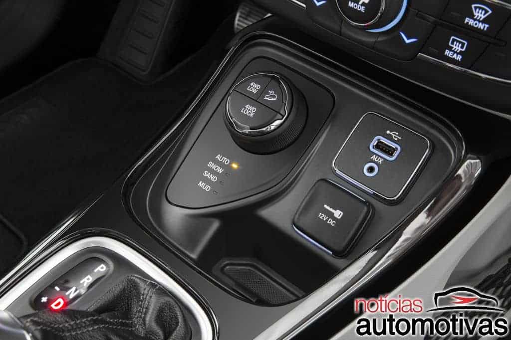 Jeep Compass 2018 Ganha Versão Limited Diesel Bancos De Couro Brancos Start Stop Fotos